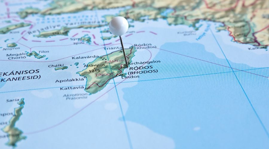 Update: Jet2, easyJet and TUI cancel holidays to Rhodes after Brits are ...