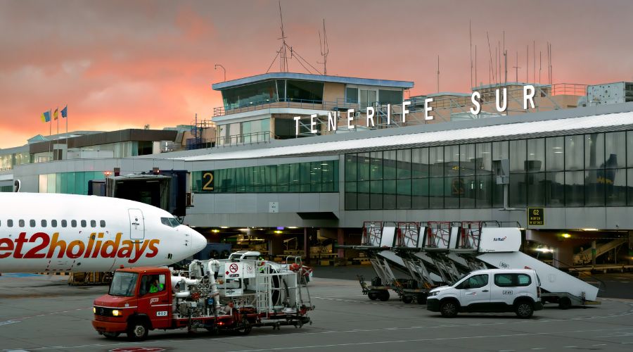 Flights resume at Tenerife South after blocked runway is cleared ...
