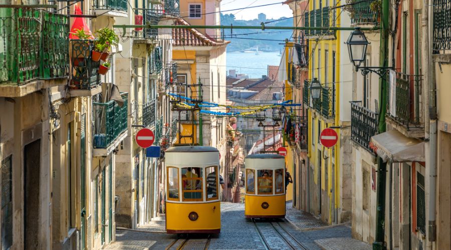 Tourists believed to be among those killed in Lisbon funicular crash ...